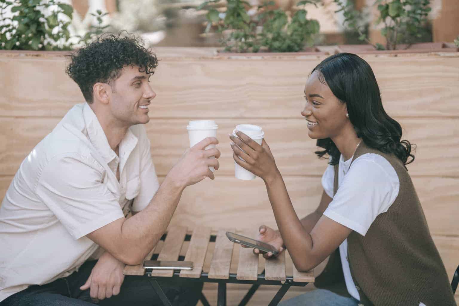 20+ Easy Conversation Starters For Girls (For: Text, Online, or IRL ...